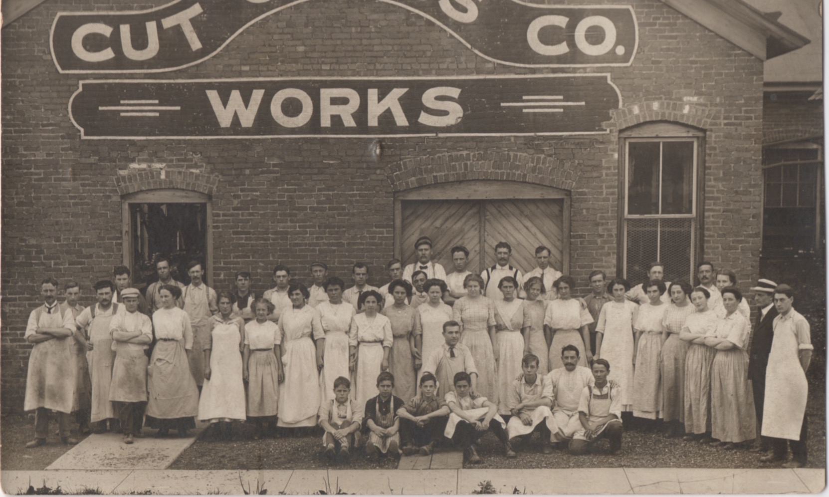 Canastota: Glassmaking on the Canal | Reflections On Erie's Waters